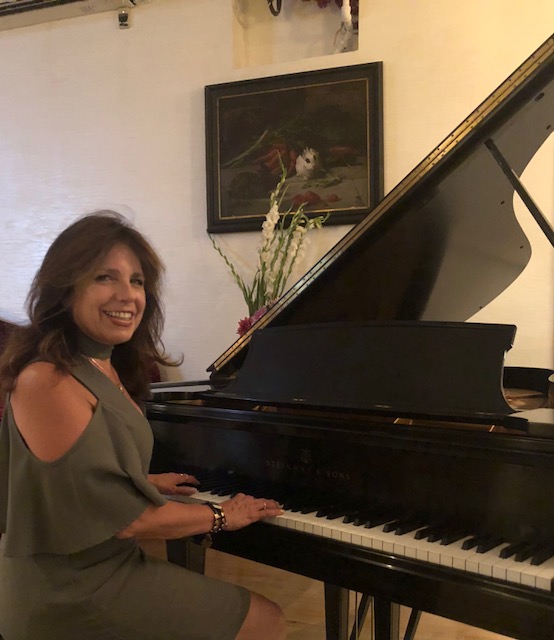 About – Rosemary Frances – Pianist